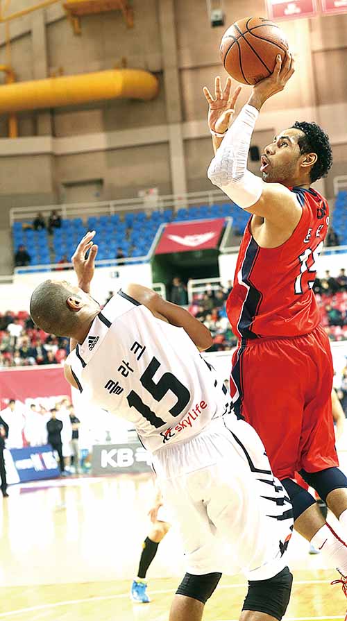 모비스, 주말 2연승 공동2위 점프